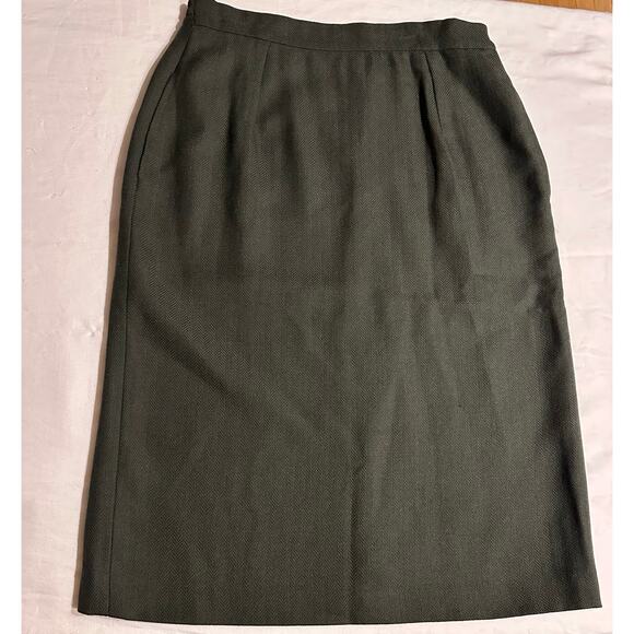 Avoca | Skirts | Avoca Wool Herringbone Tweed Skirt Size Med Olive ...
